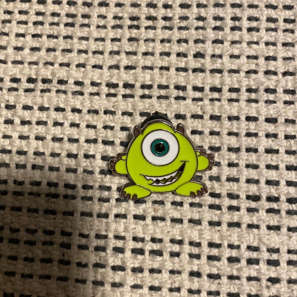 Disney | Office | Disney Monsters Inc Mike Wazowski Chubby Trading Pin ...